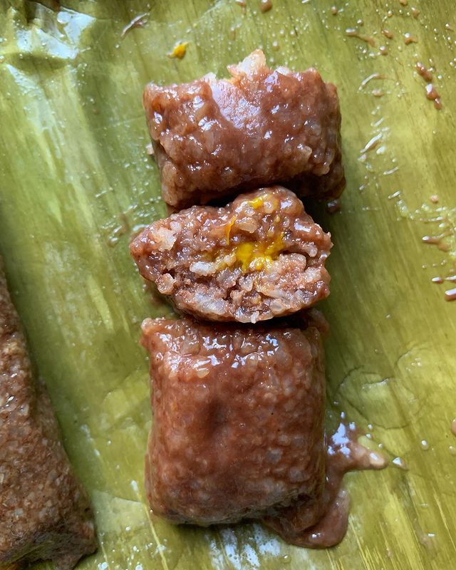 SUMAN: Philippine Rice Cake Rolls – BUDBUD GOURMET SUMAN